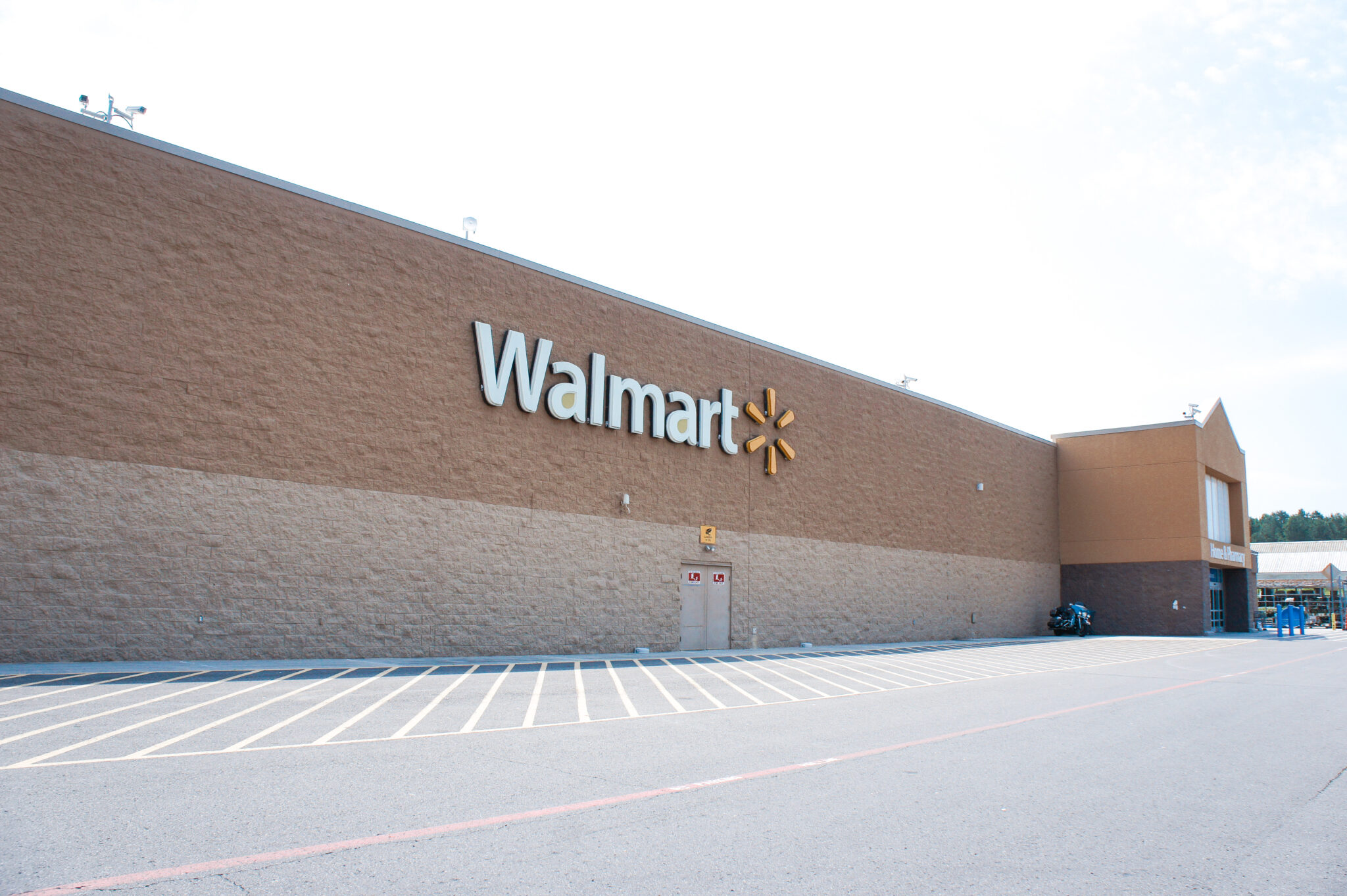 Walmart - Forsyth Building Company Inc.